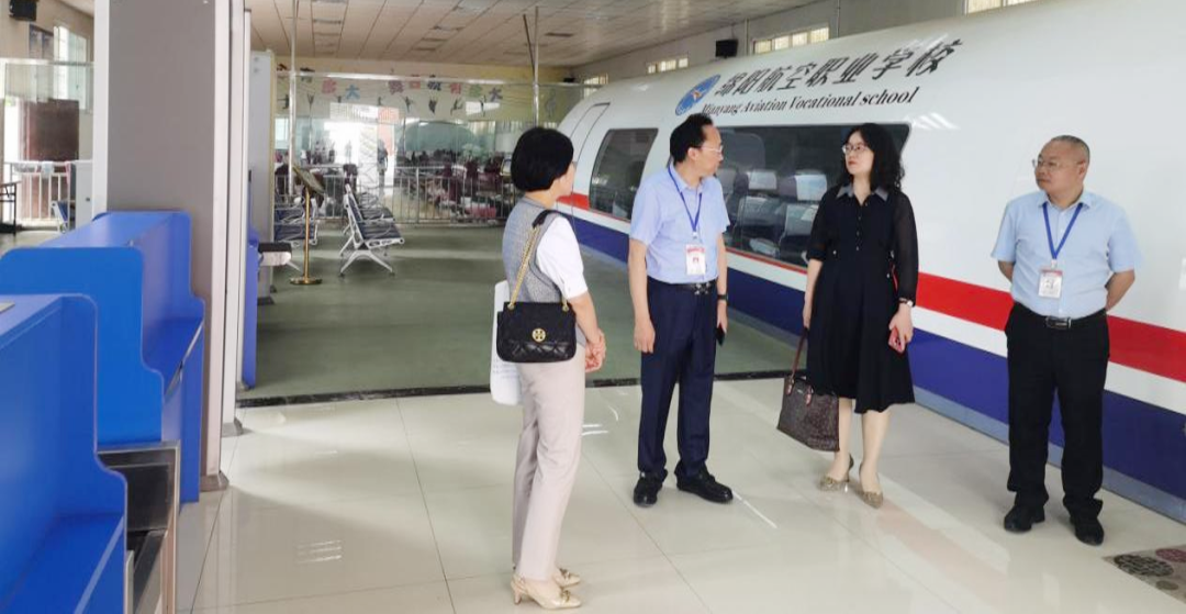 聚合力 共发展|绵阳师范学院马克思主义学院院长冯莎一行莅临我校调研 - 绵阳航空职业学校